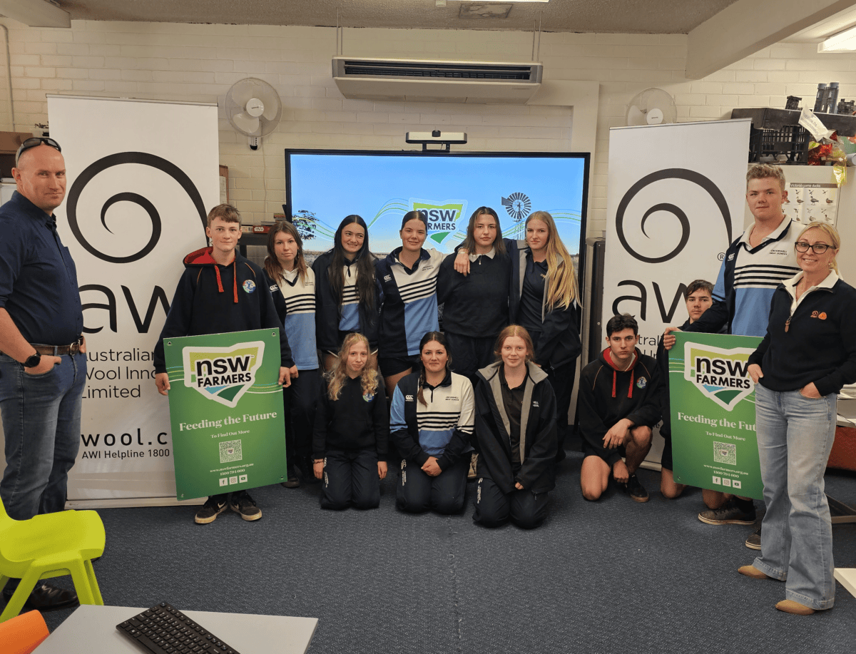 Teachers bring farm to school - The Farmer Magazine